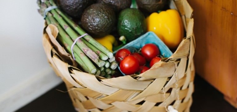 Ten Tips For Cooking In Hostel Kitchens - Budget Travel - Just a Pack