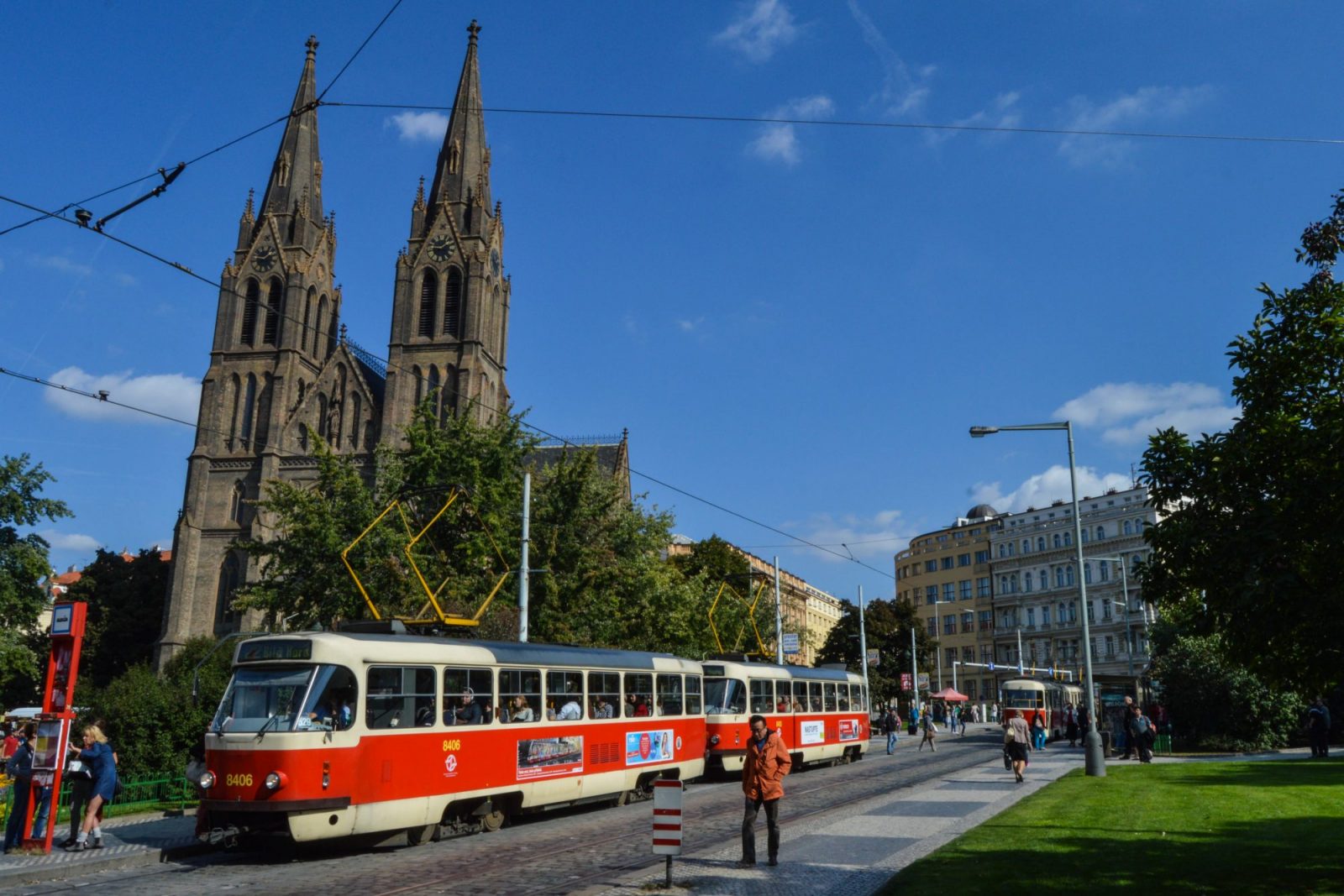 Prague: The Ultimate Affordable Travel Guide to Prague 2021