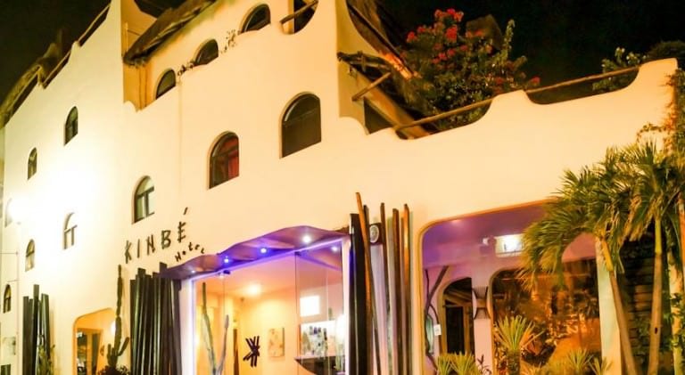 BEST Hostels Playa del Carmen Mexico (2019 • REAL INSIDER's Guide!)