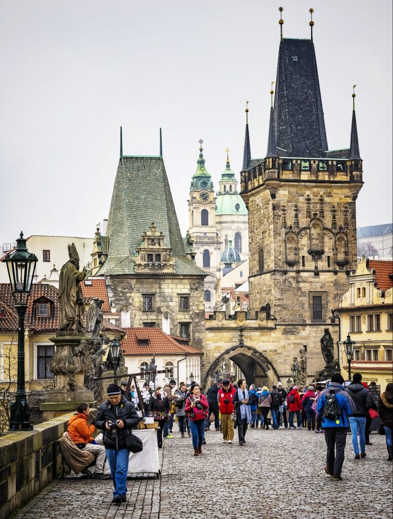 21 Photos That Will Make You Want to Move to Prague - Just a Pack