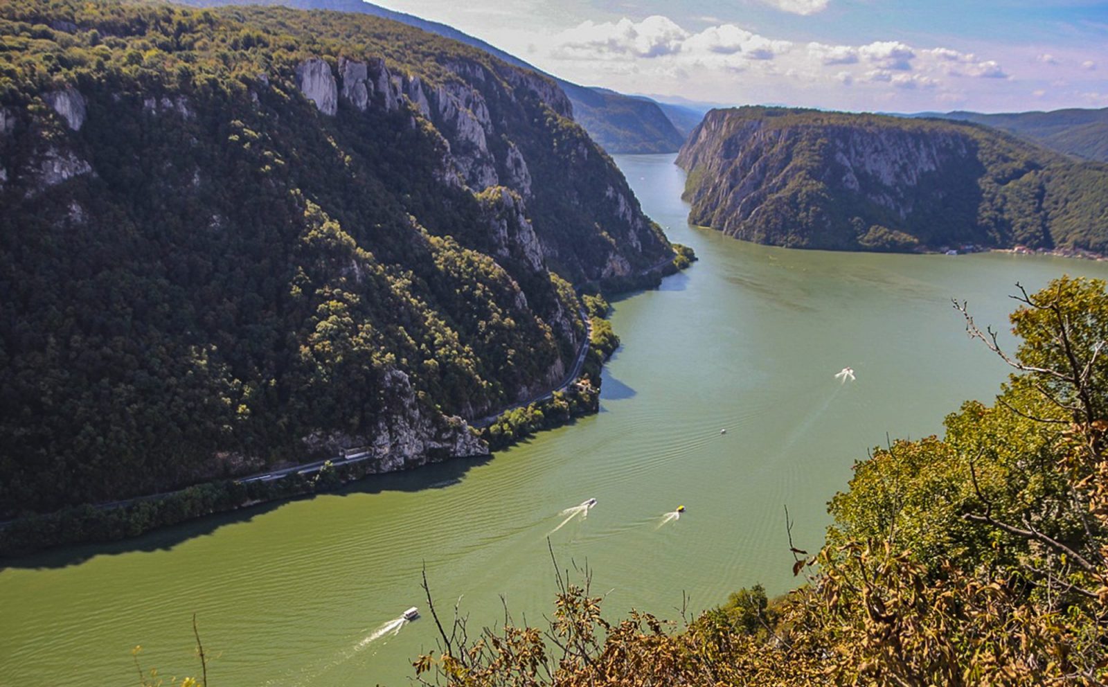 Complete Guide to Portile de Fier Natural Park - Iron Gate Park