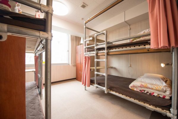 20 Amazing Tokyo Hostels - (Best Hostels in Tokyo 2020 INSIDER Guide!)