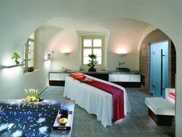 Prague Spas - Guide to the Best Spas and Saunas in Prague!